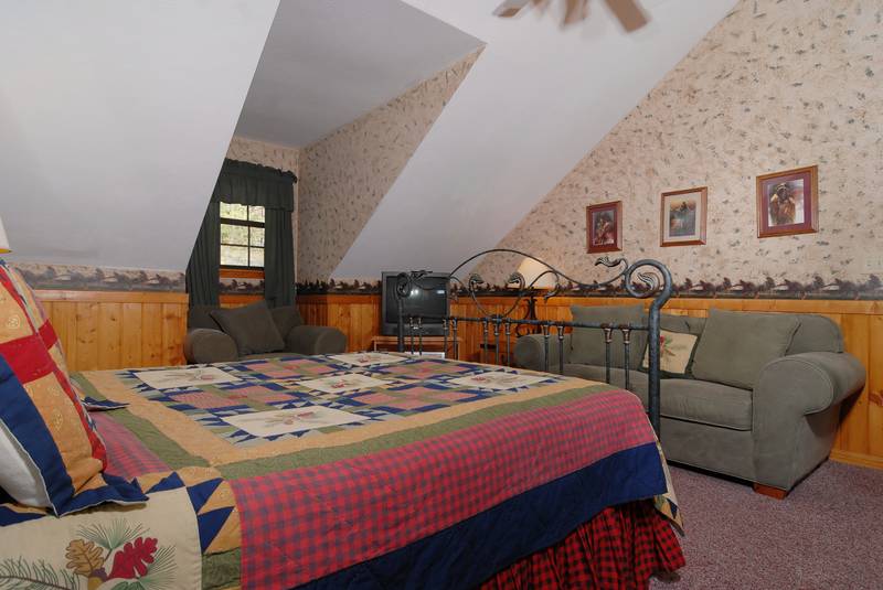 Dances With Wolves :: Pigeon River Cabins